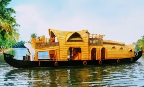 Luxury Houseboat in Kumarakom | Best Houseboat Experience - Venezia ...